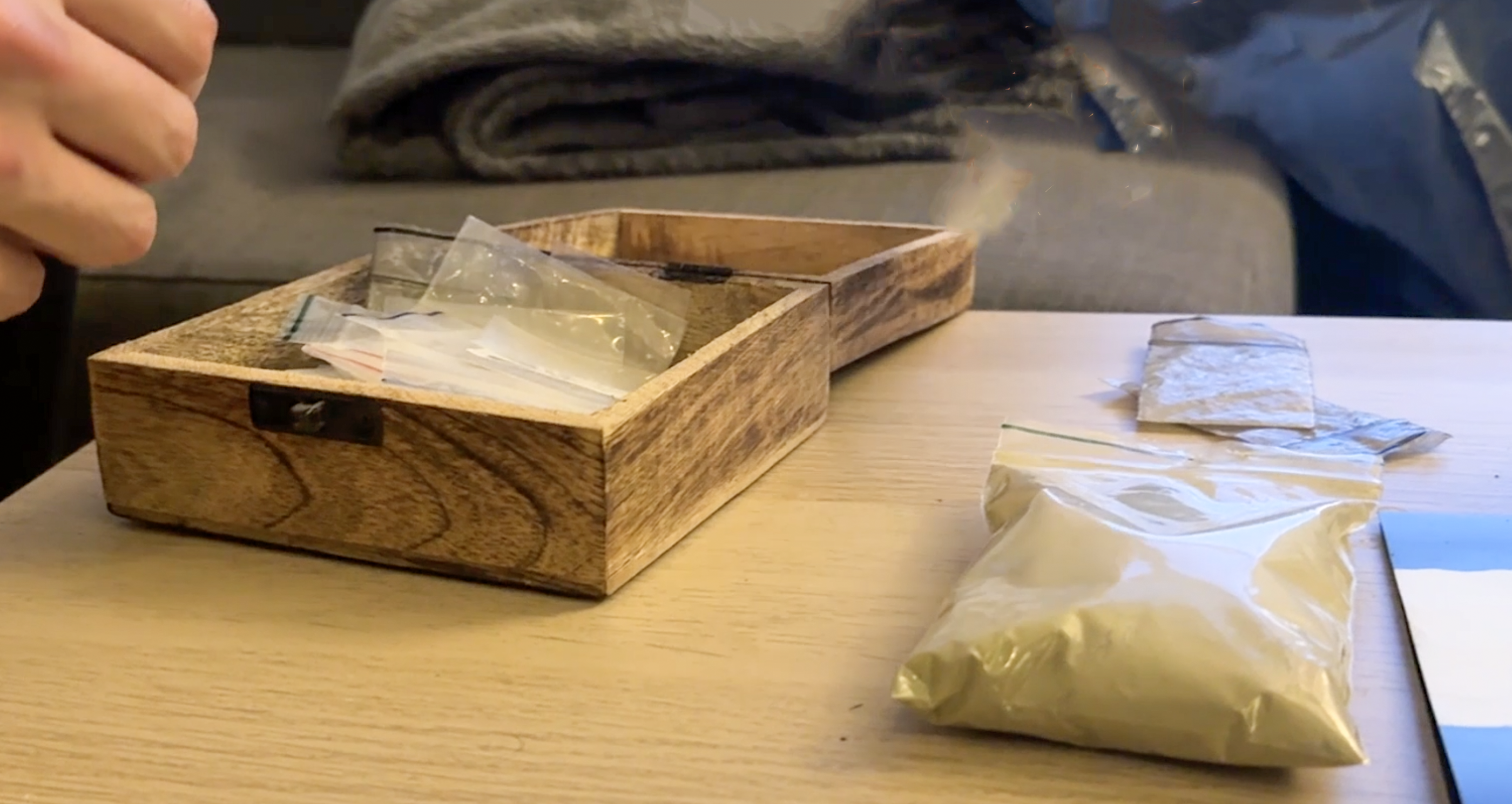 PowNed of View: De Chemische Generatie | Documentaire | Sahar Meradji ...